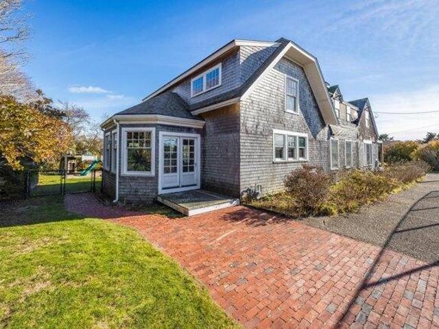 house with 5 bedroom, Falmouth MA DS103074231