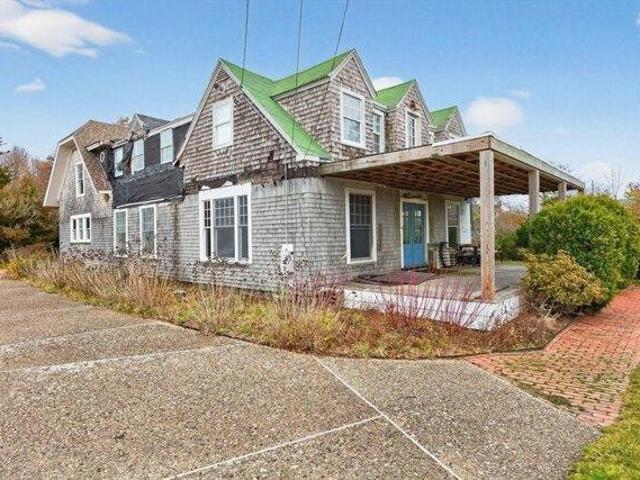 house with 5 bedroom, Falmouth MA DS104045809