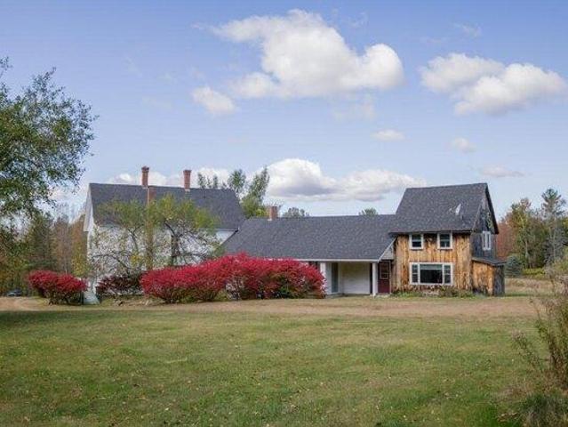 house with 5 bedroom, Farmington ME DS102777137