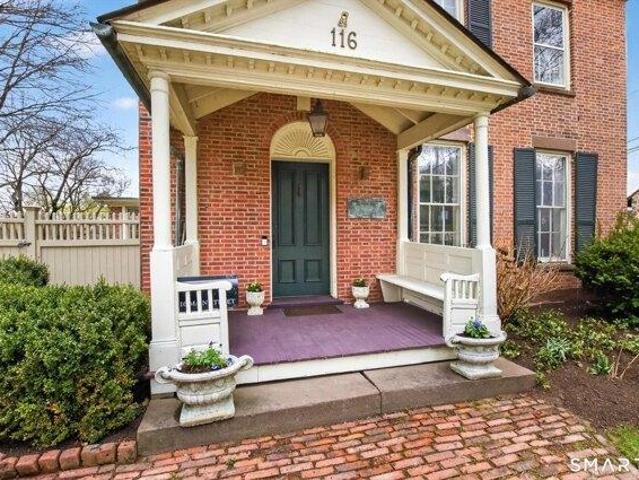house with 5 bedroom, Farmington CT DLS102477160