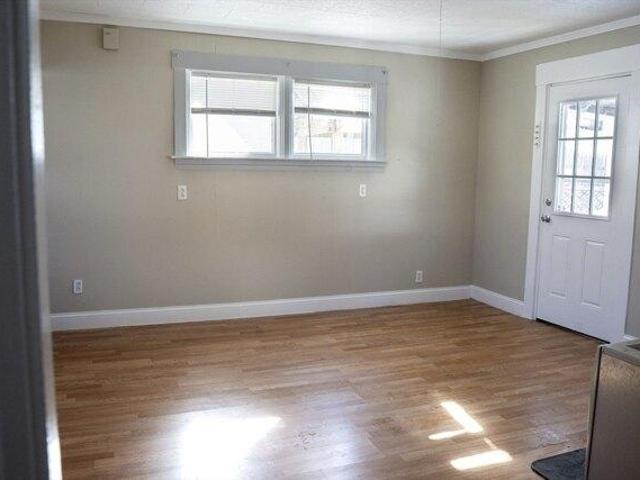 house with 5 bedroom, Fitchburg MA DLS102961820