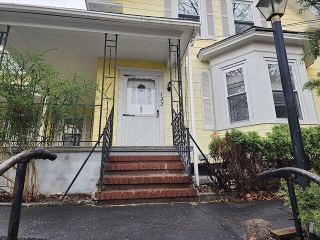 house with 5 bedroom, Fitchburg MA DS102155243
