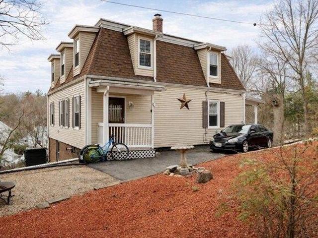 house with 5 bedroom, Fitchburg MA ES104810860
