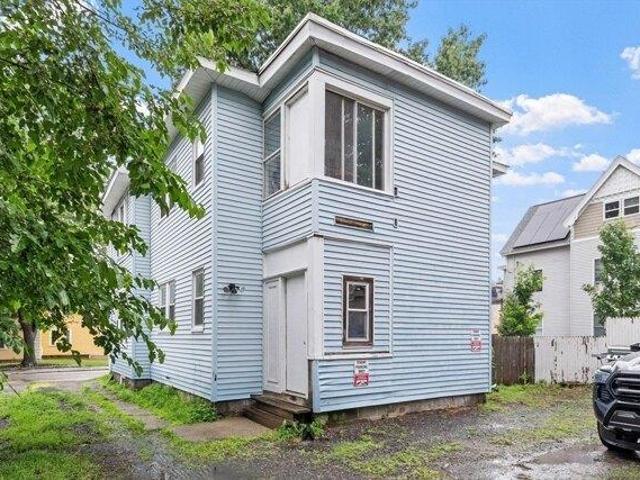 house with 5 bedroom, Fitchburg MA ES105081880