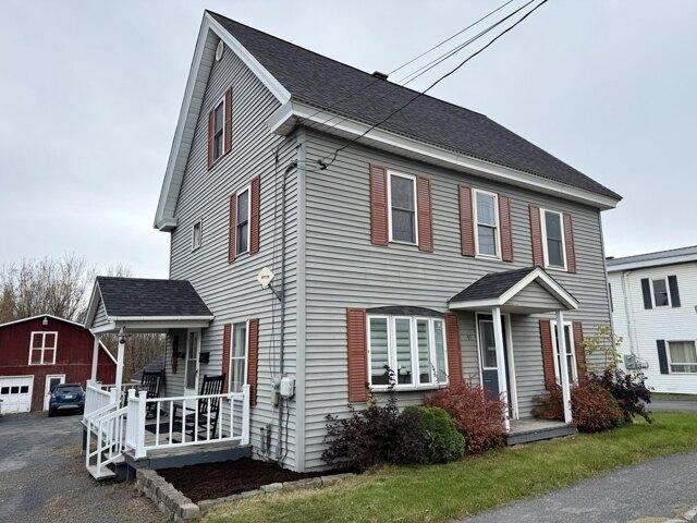 house with 5 bedroom, Fort Kent ME DS102668440