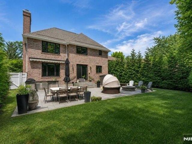 house with 5 bedroom, Fort Lee NJ DS104152833