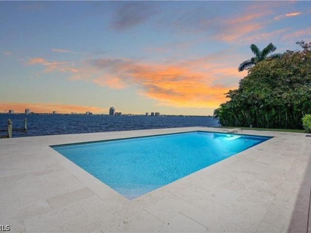 house with 5 bedroom, FL FL DLS101586299
