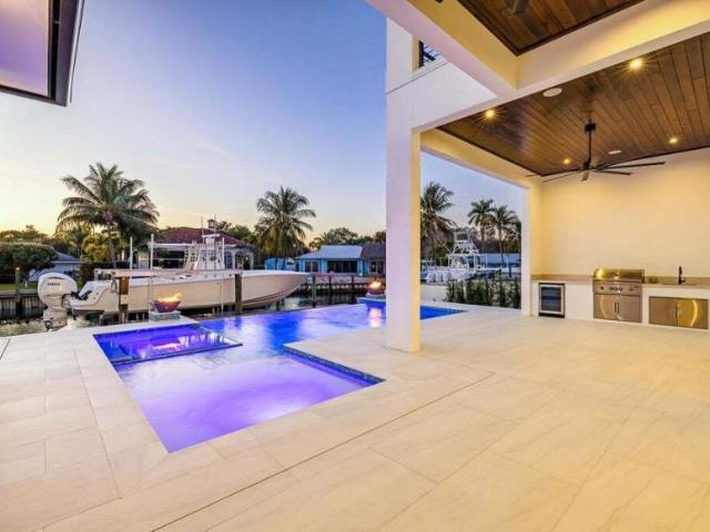 house with 5 bedroom, FL FL DLS101828752