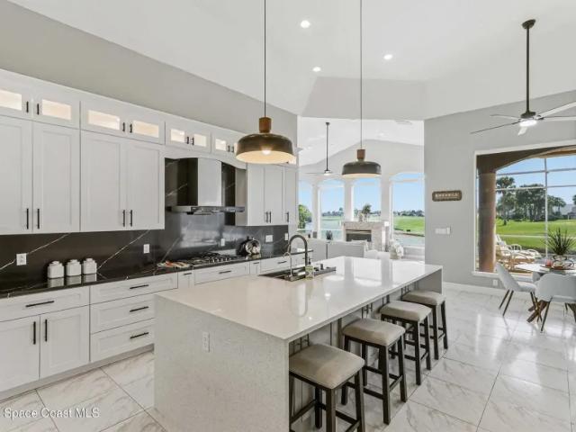 house with 5 bedroom, FL FL DS102659270