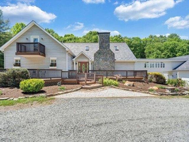 house with 5 bedroom, Floyd VA ES103626044