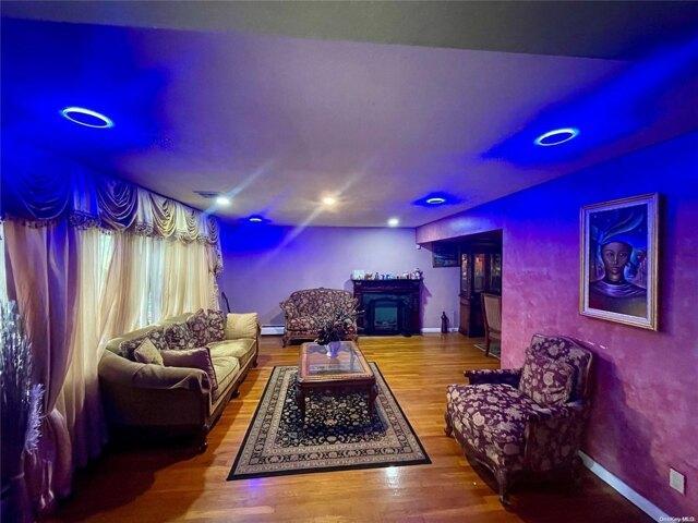 house with 5 bedroom, Floral Park NY DLS101800138