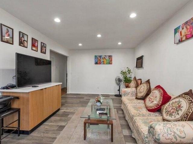 house with 5 bedroom, Floral Park NY DS101800560
