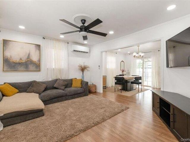 house with 5 bedroom, Floral Park NY DS103620567