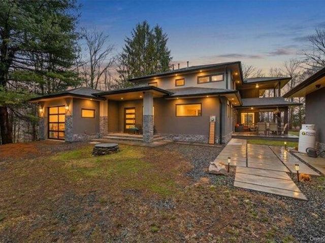house with 5 bedroom, Florida NY DLS102565868