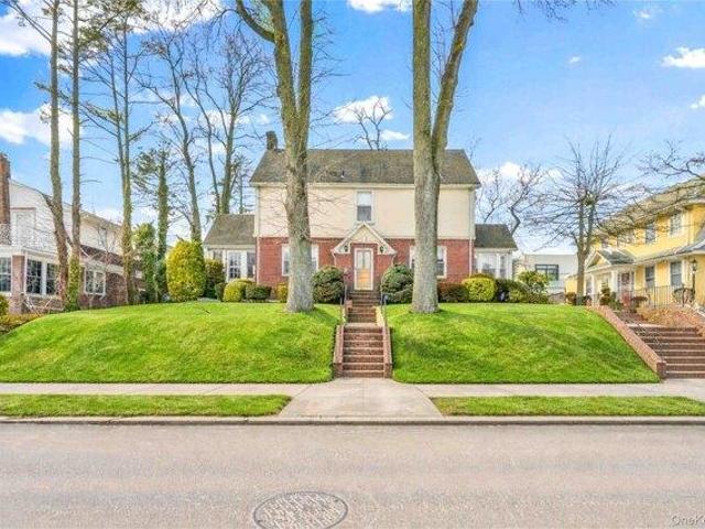 house with 5 bedroom, Flushing NY DLS101781210