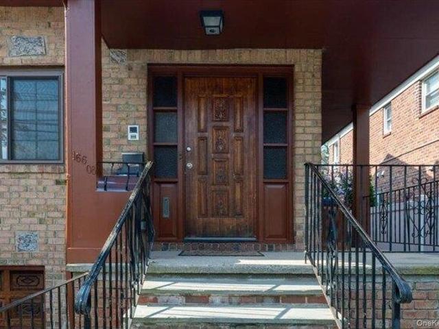 house with 5 bedroom, Flushing NY ES103621962