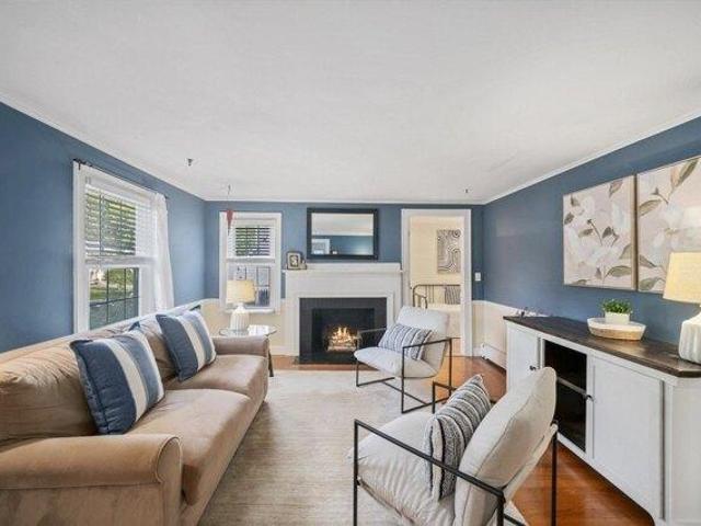 house with 5 bedroom, Framingham MA ES105106761