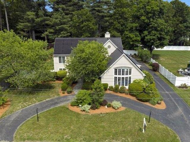 house with 5 bedroom, Framingham MA ES103441482