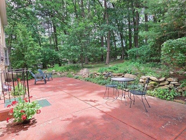 house with 5 bedroom, Framingham MA ES103930618
