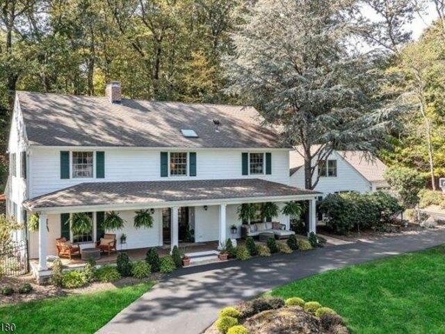 house with 5 bedroom, Franklin Lakes NJ DLS101660928