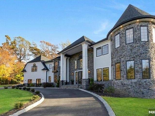 house with 5 bedroom, Franklin Lakes NJ DLS101661116