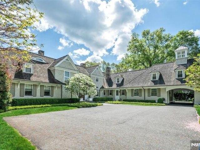 house with 5 bedroom, Franklin Lakes NJ DS101783207