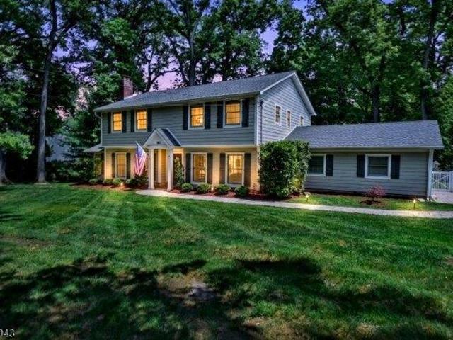 house with 5 bedroom, Franklin Lakes NJ DS102801682
