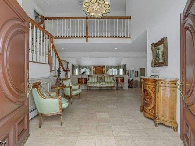 house with 5 bedroom, Franklin Lakes NJ ES104442885