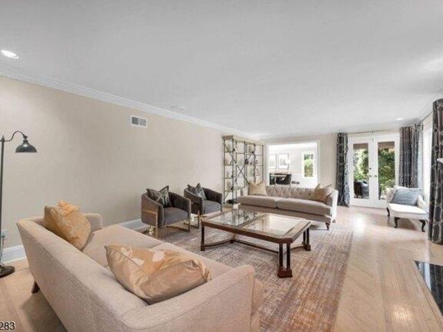 house with 5 bedroom, Franklin Lakes NJ ES105204040