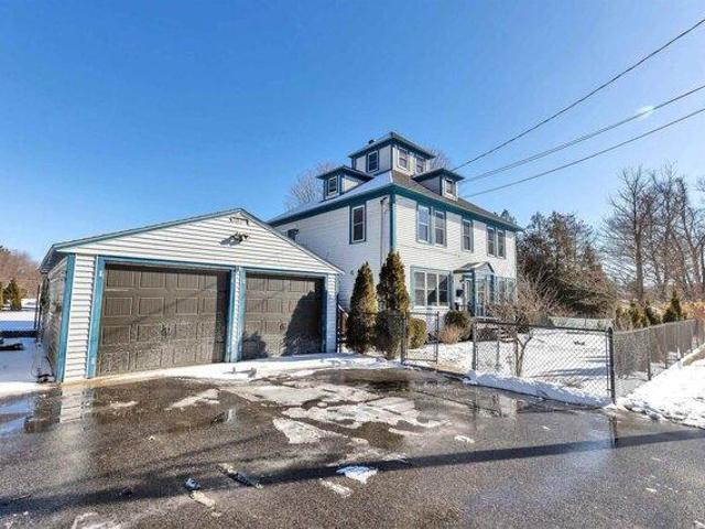 house with 5 bedroom, Franklin NH ES88065930