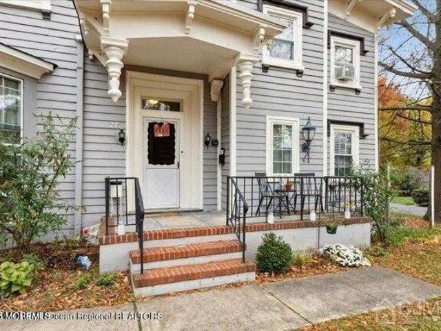 house with 5 bedroom, Freehold NJ DLS102254645