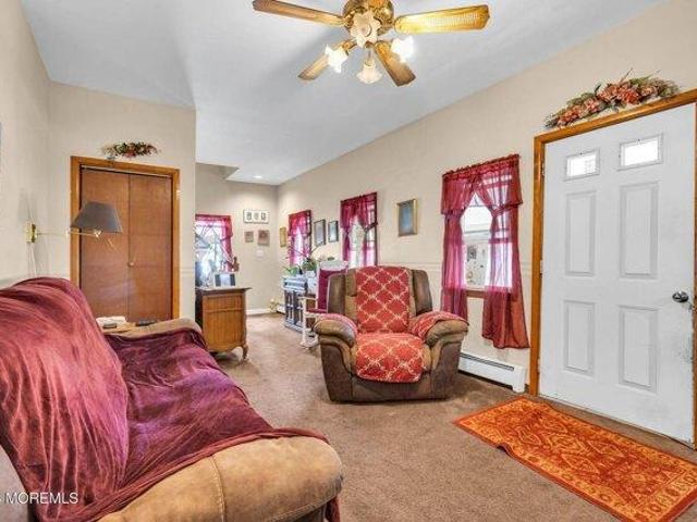 house with 5 bedroom, Freehold NJ ES105140119