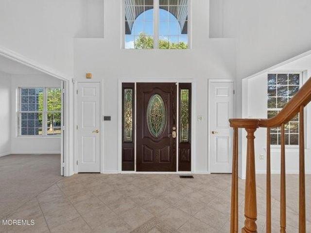 house with 5 bedroom, Freehold NJ ES105123627