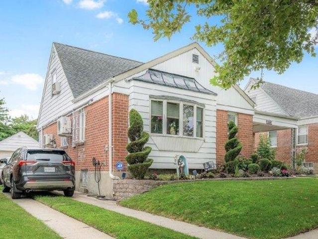 house with 5 bedroom, Fresh Meadows NY DS93266484