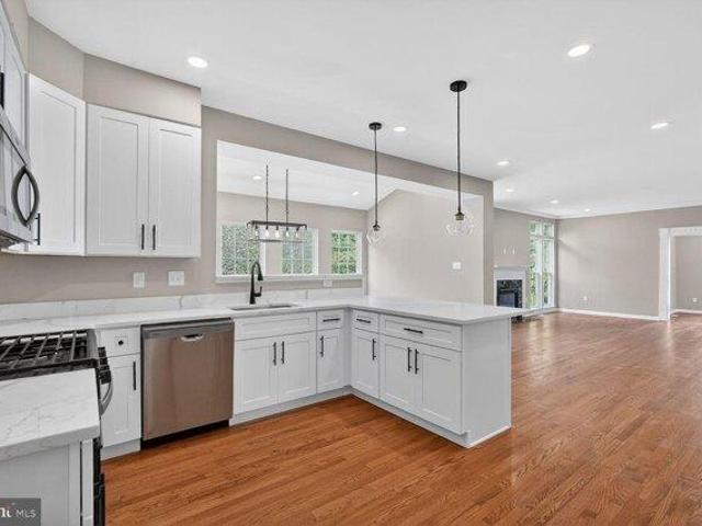 house with 5 bedroom, Gaithersburg MD DS103604899