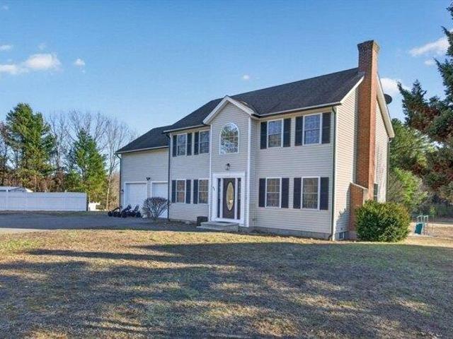 house with 5 bedroom, Gardner MA DLS102859706