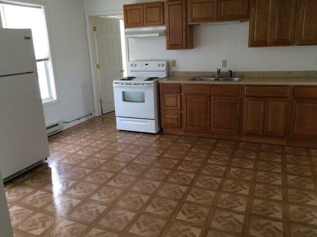 house with 5 bedroom, Gardner MA ES105040345