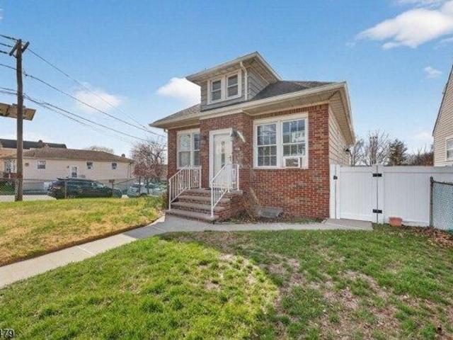house with 5 bedroom, Garfield NJ DS102479087