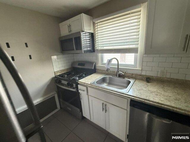 house with 5 bedroom, Garfield NJ ES104410796