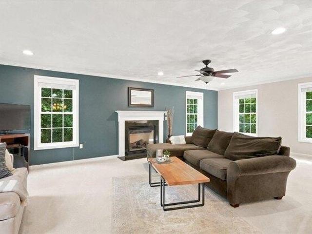 house with 5 bedroom, Georgetown MA ES105175690