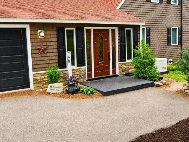 house with 5 bedroom, Gouldsboro ME ES105174357