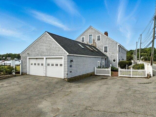 house with 5 bedroom, Gloucester MA DS102959331