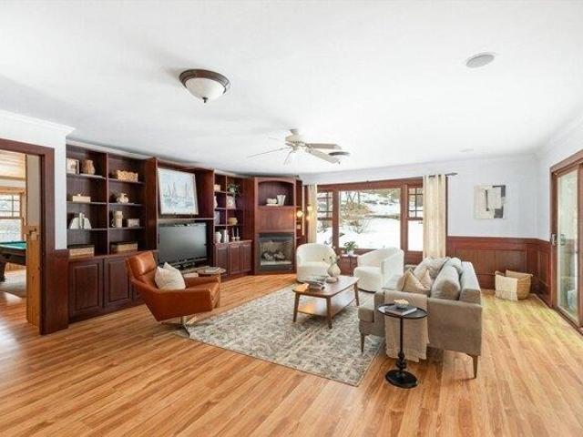 house with 5 bedroom, Gloucester MA DS103124510