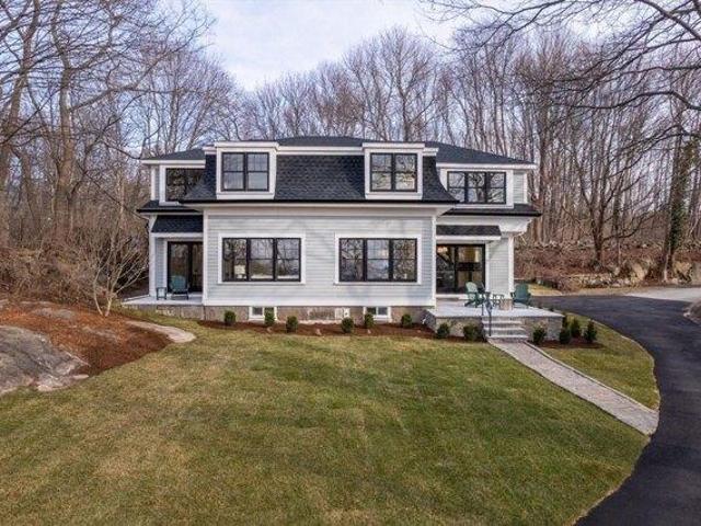 house with 5 bedroom, Gloucester MA DS103163321