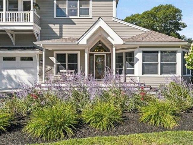house with 5 bedroom, Gloucester MA ES105059569