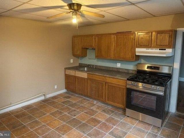 house with 5 bedroom, Gloucester City NJ DS103622295