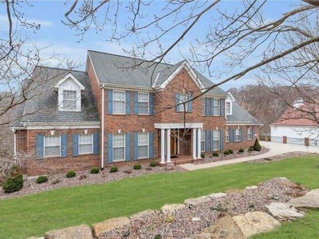 house with 5 bedroom, Gladstone MO DS93275420