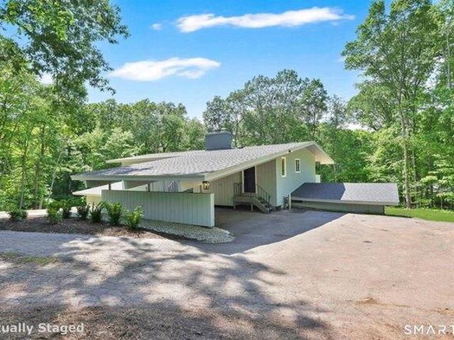 house with 5 bedroom, Glastonbury CT DS104406690
