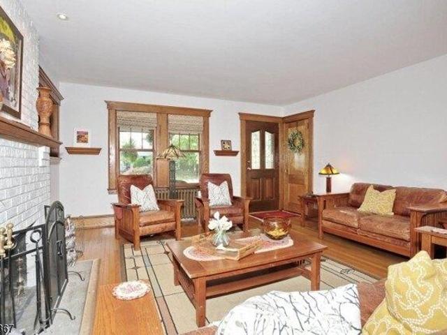 house with 5 bedroom, Glen Rock NJ ES105175674