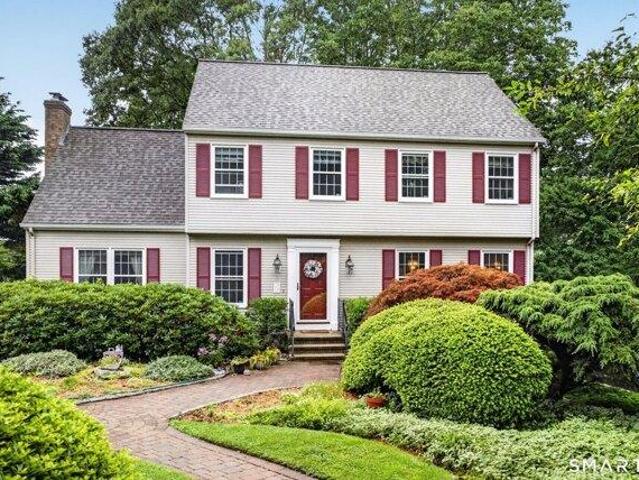 house with 5 bedroom, Groton CT ES104835674
